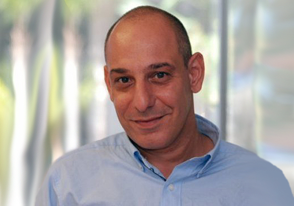 כלב נובח לפעמים גם נושך